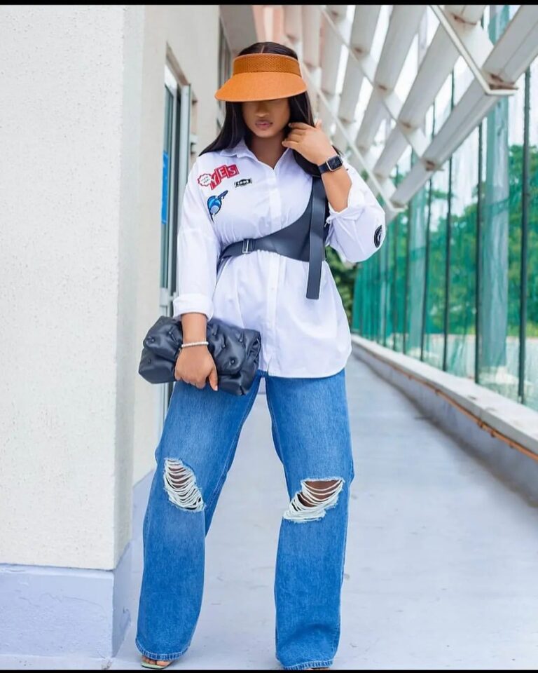 Denim done right! These chic and versatile jeans outfits are perfect ...