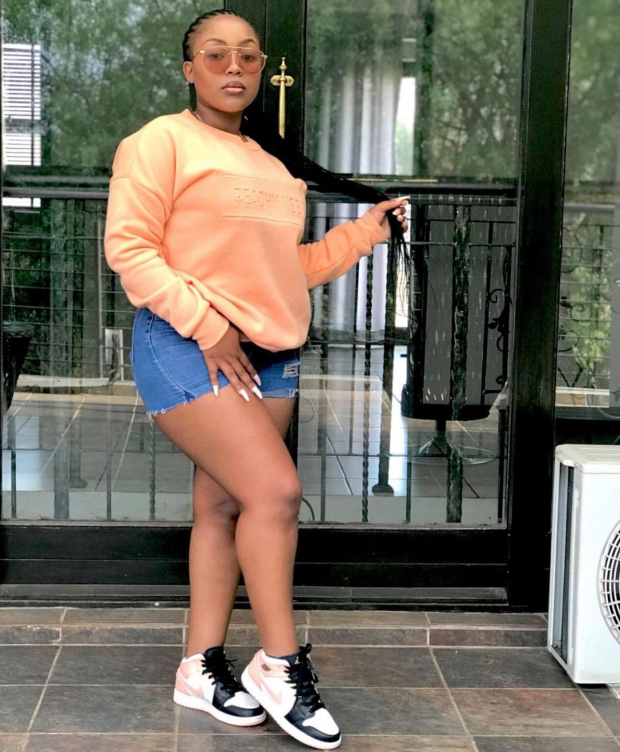 ‘Jeans and a nice top’ 20 outfit ideas to inspire you Explore Trending ...