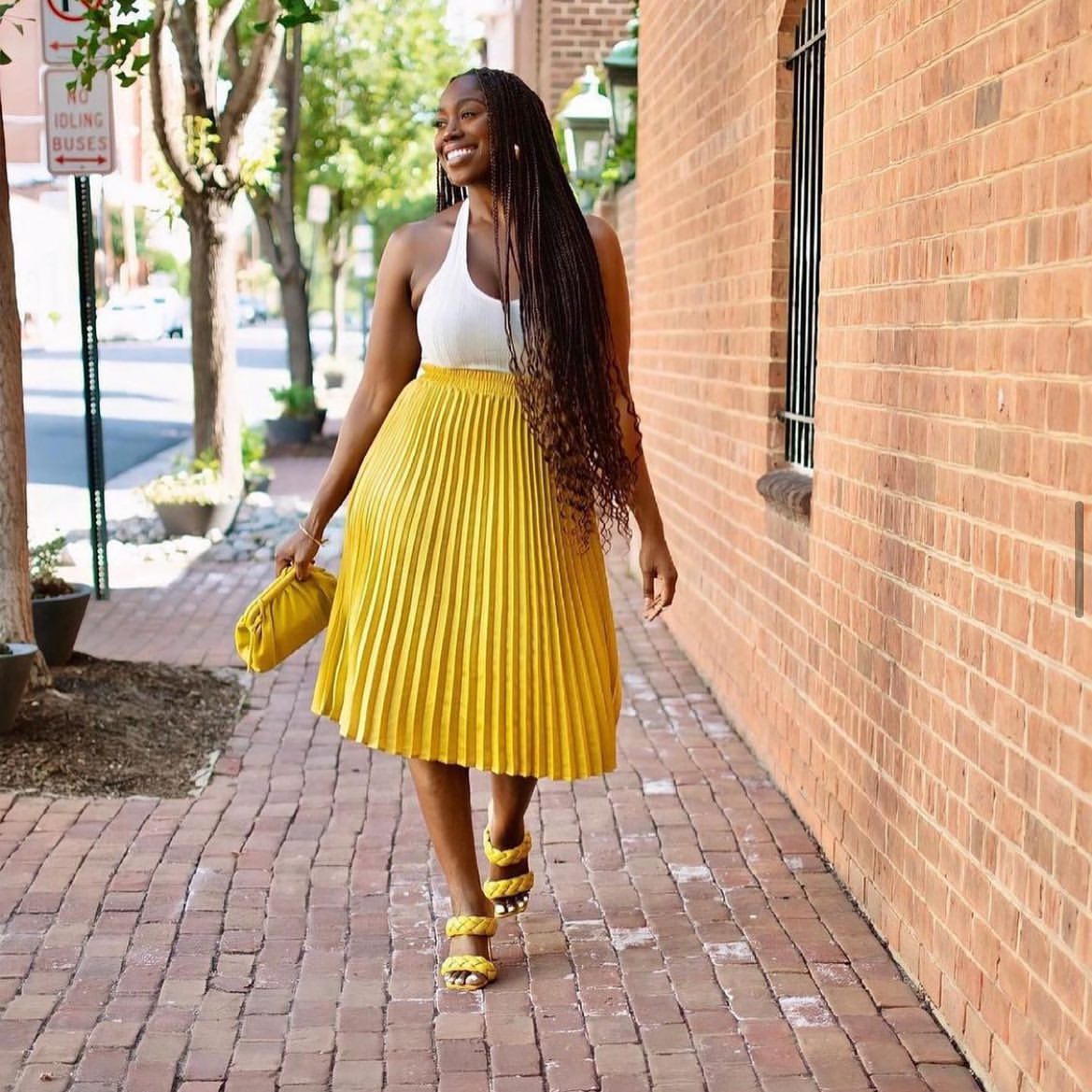 Stylish fall outfit ideas with pleated skirts, tailored pants, and chic ...