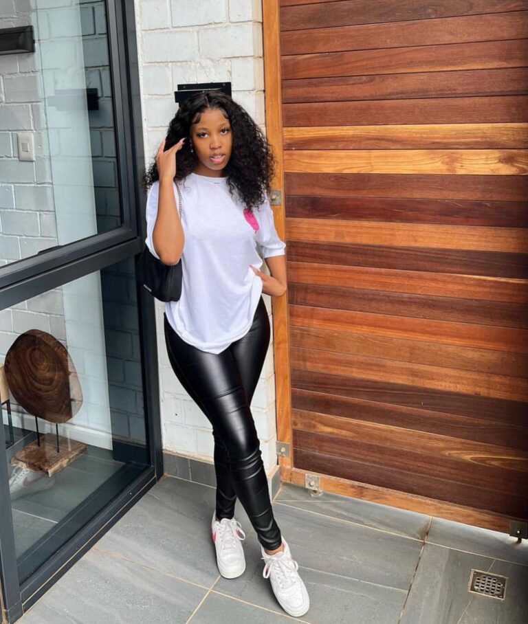 25 PHOTOS Modern Outfit Inspirations – Clean & Confident Looks (11 ...