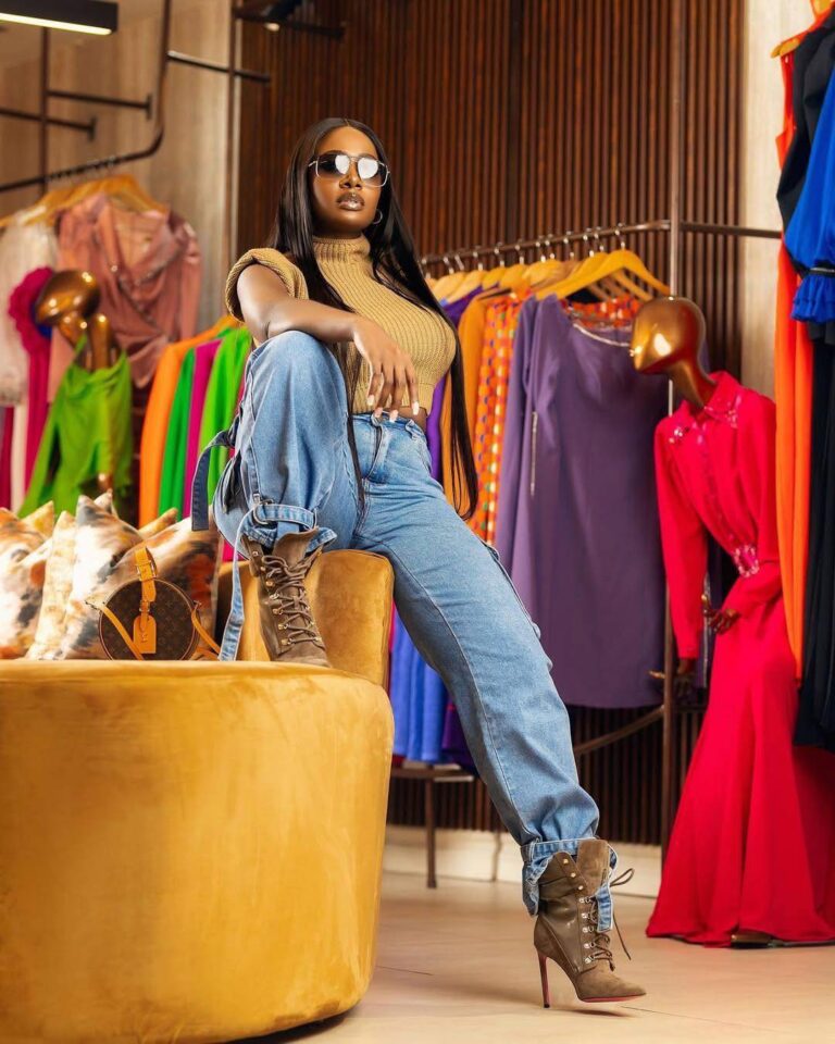 [GALLERY] – 46 Classy Outfits You’ll Want to Wear in 2025 (41) – Explore Trending